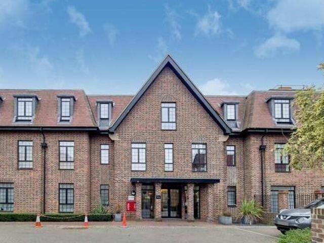 Hampstead Reach, Chandos Way, 2 Bedroom Apartment