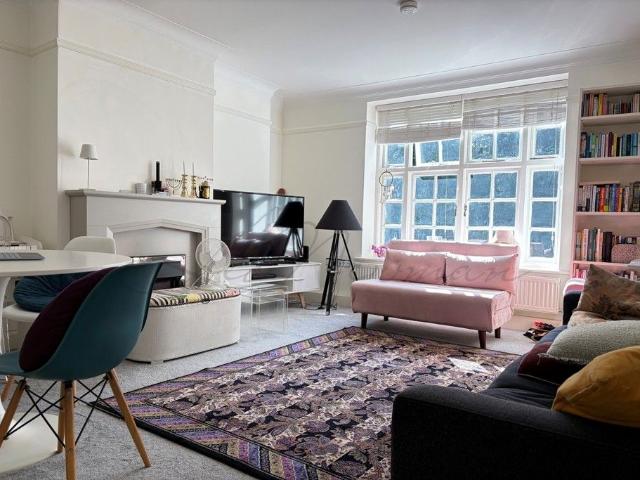 Hampstead Way, London NW11, 3 bed flat to rent, £2,500 pcm | PrimeLocation