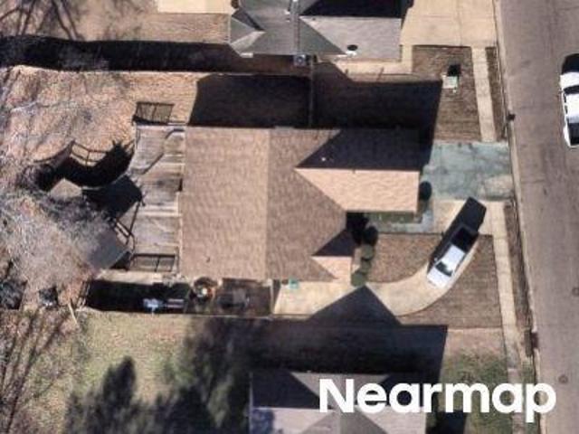 Hampton Manor Ln