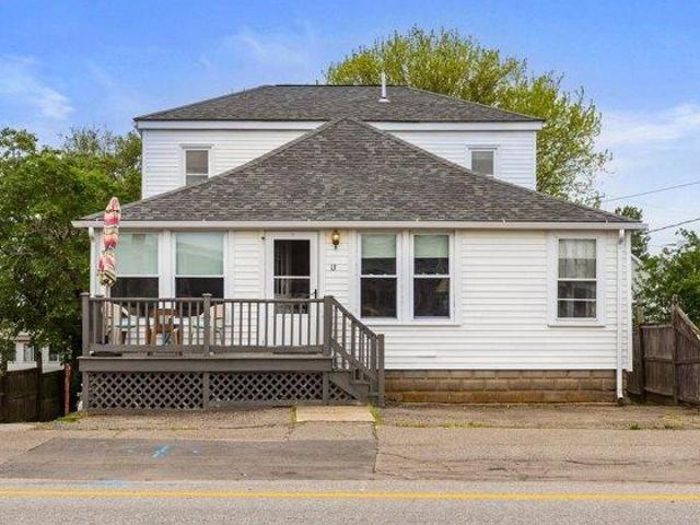 Hampton NH 03842 103017747