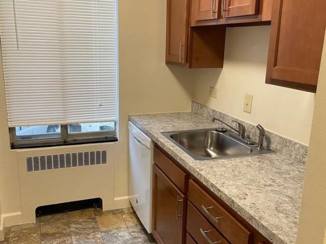 Hampton North 1 Bedroom Apartment for Rent at 2722 Connecticut Ave Nw, Washington, DC 20008 Woodley Park