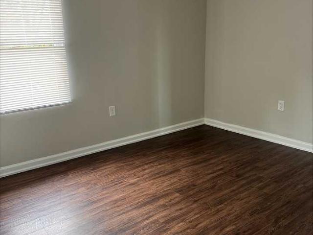 Hampton Avenue Apartments 2 Bedroom Apartment for Rent at 1101 1109 Hampton Avenue, Greenville, SC 29601 West End