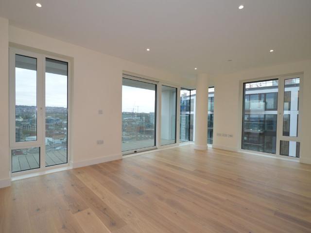 Hampton Apartments, Duke Of Wellington Avenue, London SE18, 2 bed flat to rent, £2,500 pcm | PrimeLocation
