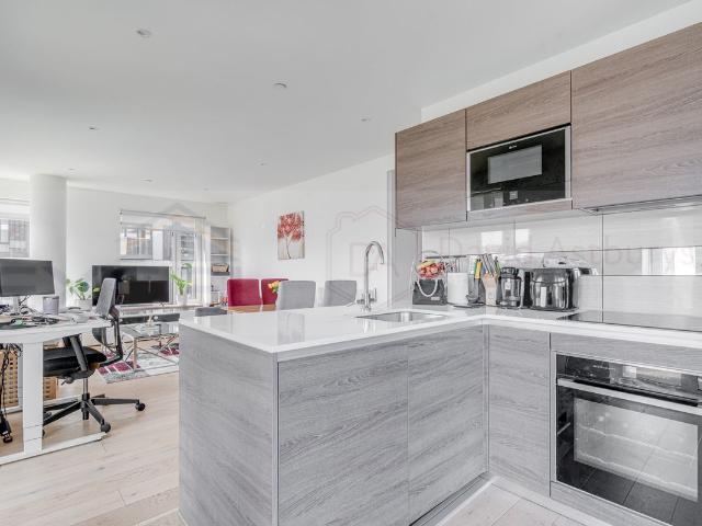 Hampton Apartments, Duke Of Wellington Avenue SE18, 2 bed flat to rent, £2,350 pcm | PrimeLocation
