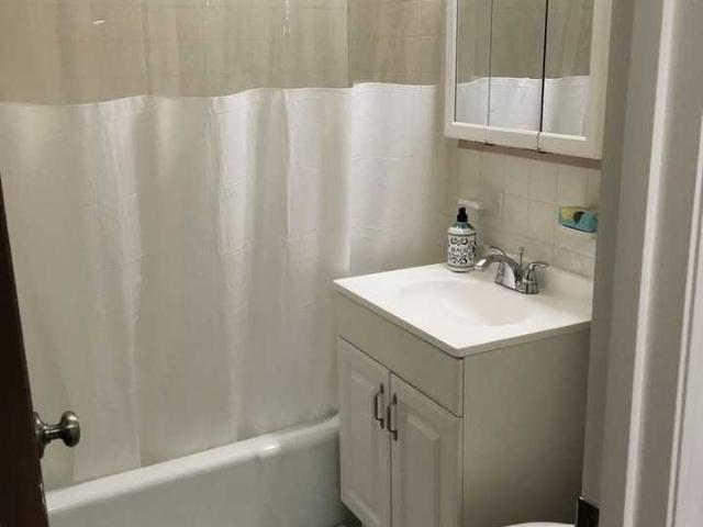 Hampton Arms 2 Bedroom Apartment for Rent at 698 Lafayette Rd, Hampton, NH 03842