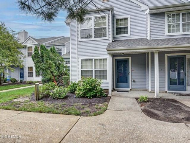 Hampton Ct, Englishtown, Condo For Sale