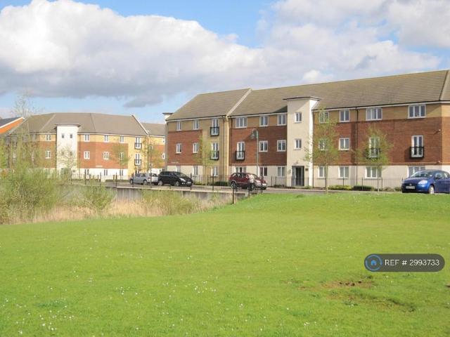 Hampton Centre, Hampton Centre. 2 bed flat to rent £1,060 pcm £245 pw