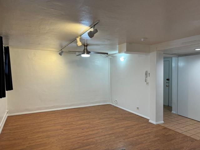 Hampton Court 1 Bedroom Apartment for Rent at 2221 Nw Flanders St, Portland, OR 97210 Northwest District