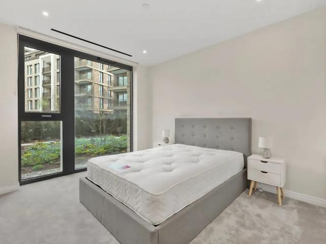 Hampton House, SW6, London