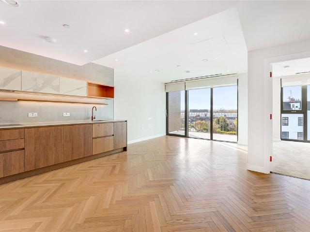 Hampton House, 2 Michael Road, London SW6, 1 bed flat to rent, £3,300 pcm | PrimeLocation