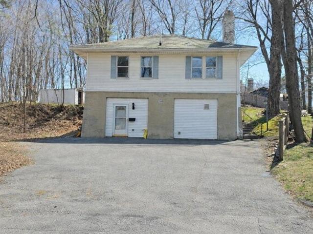 Hampton Knolls Rd, Holyoke, Home For Sale