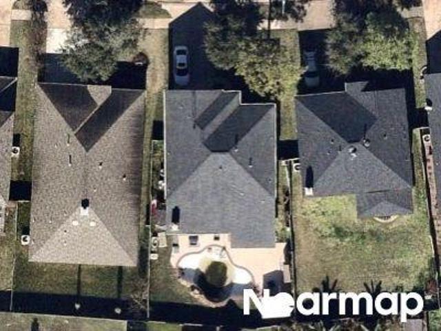Hampton Lakes Dr