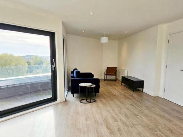 Hampton Place, Ashford, 2 Bedroom Penthouse