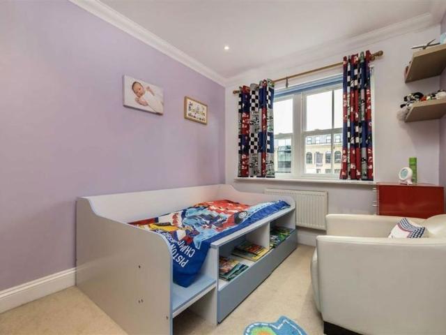 Hampton Road, TW11, London
