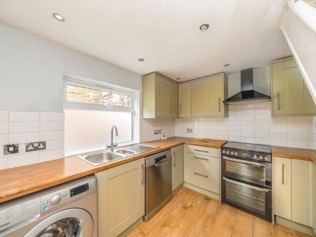 Hampton Road, TW2, London