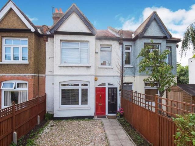 Hampton Road, Twickenham TW2, 2 bed property to rent, £2,050 pcm | PrimeLocation
