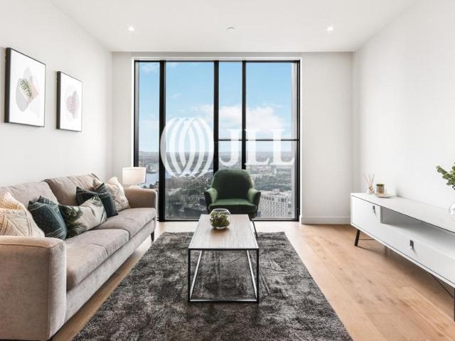 Hampton Tower, Marsh Wall, E14 1 bed flat to rent £3,098 pcm £715 pw