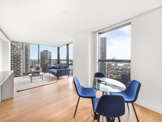 Hampton Tower, Marsh Wall, E14 2 bed apartment to rent £3,900 pcm £900 pw