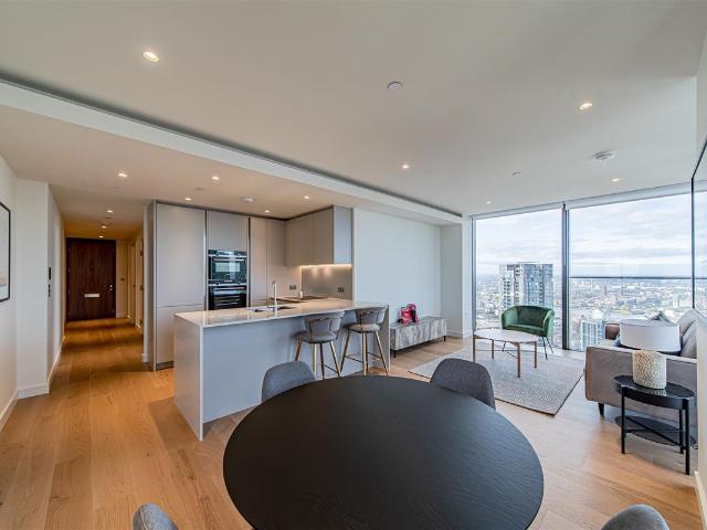Hampton Tower, Marsh Wall, London E14, 2 bed flat to rent, £4,250 pcm | PrimeLocation