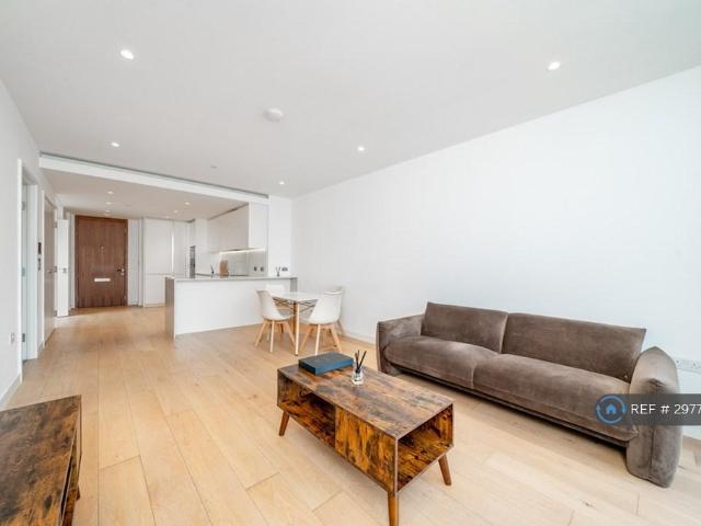 Hampton Tower, Canary Wharf, E14 1 bed flat to rent £3,100 pcm £715 pw