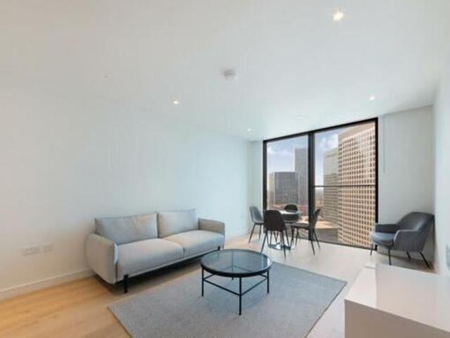 Hampton Tower, South Quay Plaza, 1 Bedroom Apartment