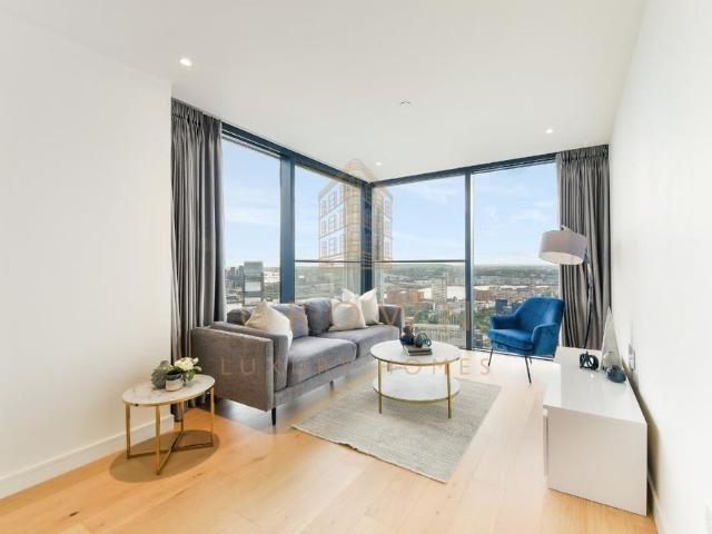 Hampton Tower – 32nd Floor, Canary Wharf