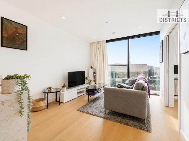 Hampton Tower, 75 Marsh Wall E14, 1 bed flat to rent, £2,752 pcm | PrimeLocation