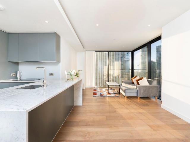 Hampton Tower, 75 Marsh Wall E14, 2 bed flat to rent, £4,000 pcm | PrimeLocation