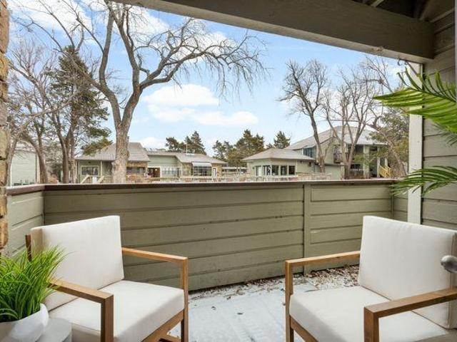 Hampton Woods 2 Bedroom Apartment for Rent at 3001 Oak Tree Ave, Norman, OK 73072