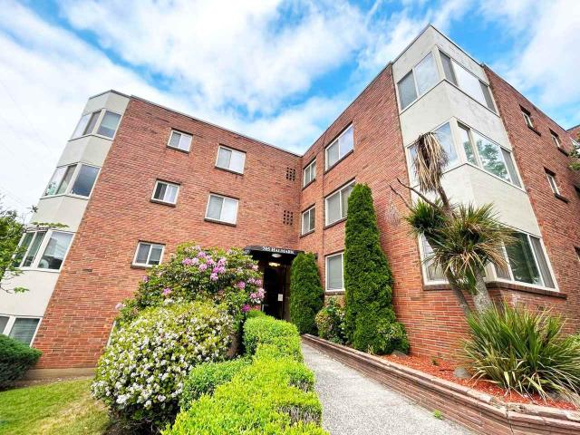 Hamrick & Halmark 1 Bedroom Apartment for Rent at 702 2nd Ave W, Seattle, WA 98119 Lower Queen Anne