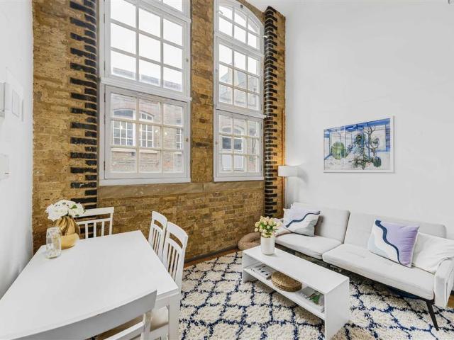 Hanway Place, Fitzrovia & Covent Garden W1T, 2 bed flat to rent, £3,683 pcm | PrimeLocation