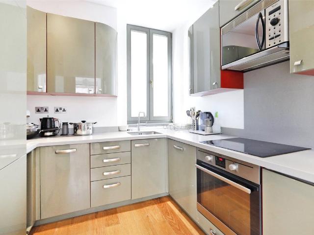 Hanway Place, London W1T, 2 bed flat to rent, £2,817 pcm | PrimeLocation