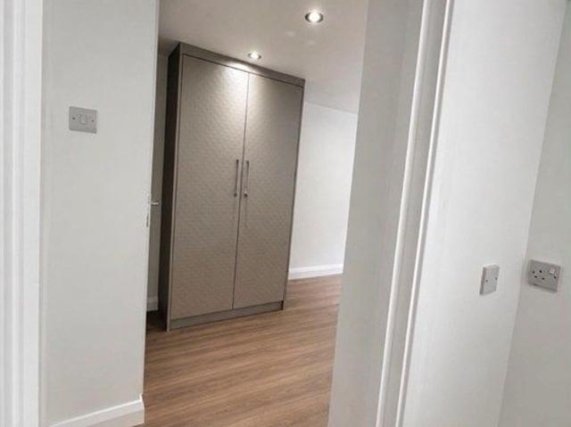 Hanworth Road, Hounslow TW3, 1 bed flat to rent, £1,450 pcm | PrimeLocation