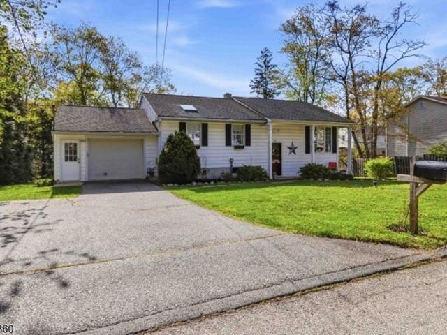 Hancock Dr, West Milford, Home For Sale