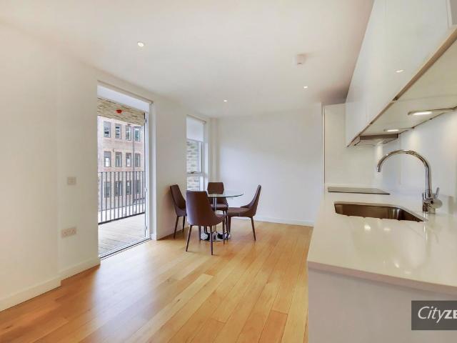 Hand Axe Yard, Gray's Inn Road, London WC1X, 1 bed flat to rent, £2,817 pcm | PrimeLocation