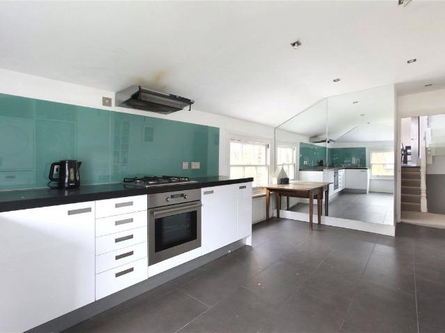 Handforth Road, Oval SW9, 2 bed flat to rent, £3,000 pcm | PrimeLocation