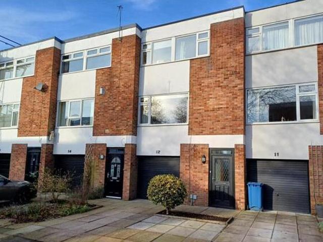 Handley Court, Liverpool, 3 Bedroom Town