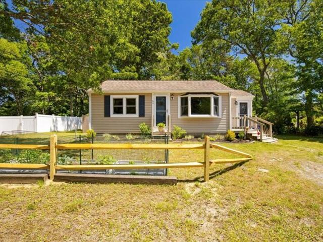Handy Rd, Pocasset, Home For Sale