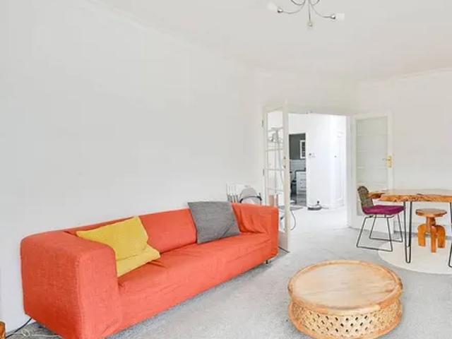 Hanger Court, Hanger Green, London, W5 3ER, United Kingdom | 3 bed apartment for rent #138934236 | Rentberry