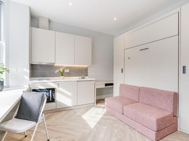 Hanger Lane, Ealing W5, Studio to rent, £1,500 pcm | PrimeLocation