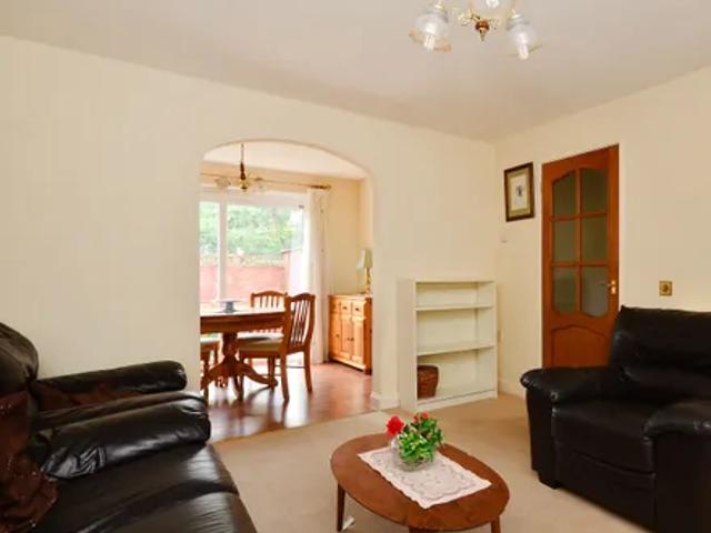 Hanger View Way, London, W5 3AG, United Kingdom | 3 bed house for rent #167579987 | Rentberry
