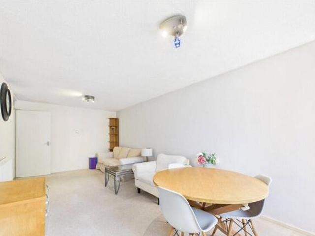 Hanger View Way, London, 1 Bedroom Apartment