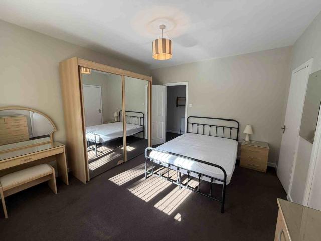 Hanging Lane, Northfield £850pm