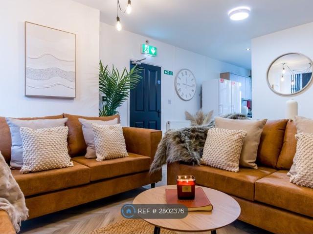 Hankinson Street, Liverpool L13, Room to rent, £600 pcm | PrimeLocation