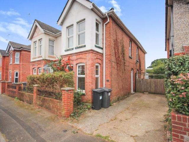 Hankinson Road, Bournemouth BH9, 4 bed property to rent, £2,300 pcm | PrimeLocation
