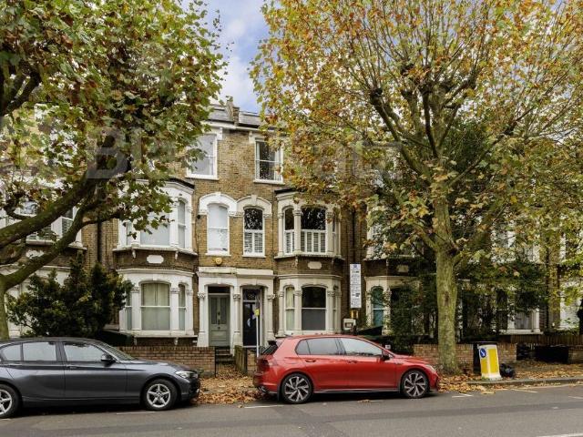 Hanley Road, Finsbury Park N4, 6 bed terraced house to rent, £6,500 pcm | PrimeLocation