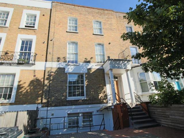 Hanley Road, London N4 2 bed apartment to rent £2,200 pcm £508 pw