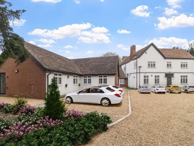 Hanmer Road, Next To St Thomas Church, Milton Keynes MK6, Studio to rent, £725 pcm | PrimeLocation