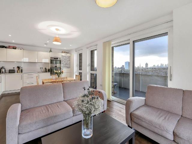 Hannaford Walk, Tower Hamlets, London E3, 3 bed flat to rent, £3,000 pcm | PrimeLocation