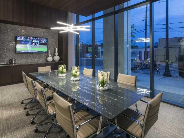 Hanover Buckhead Village 2 Bedroom Apartment for Rent at 3150 Roswell Rd Nw, Atlanta, GA 30305 South Tuxedo Park